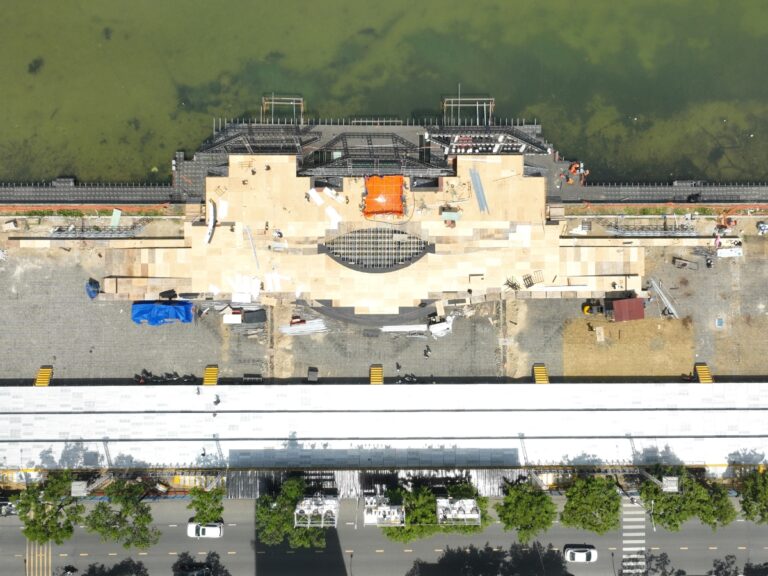 Giá vé xem pháo hoa Đà Nẵng 2025 mới nhất | Cách đặt vé DIFF 2025 ...